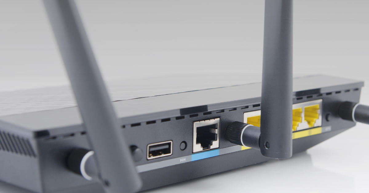 Netgear Nighthawk Not Working? Fix Wi-Fi Dropping, Orange Light, and M