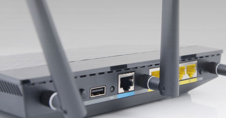 Netgear Nighthawk Not Working? Fix Wi-Fi Dropping, Orange Light, and M